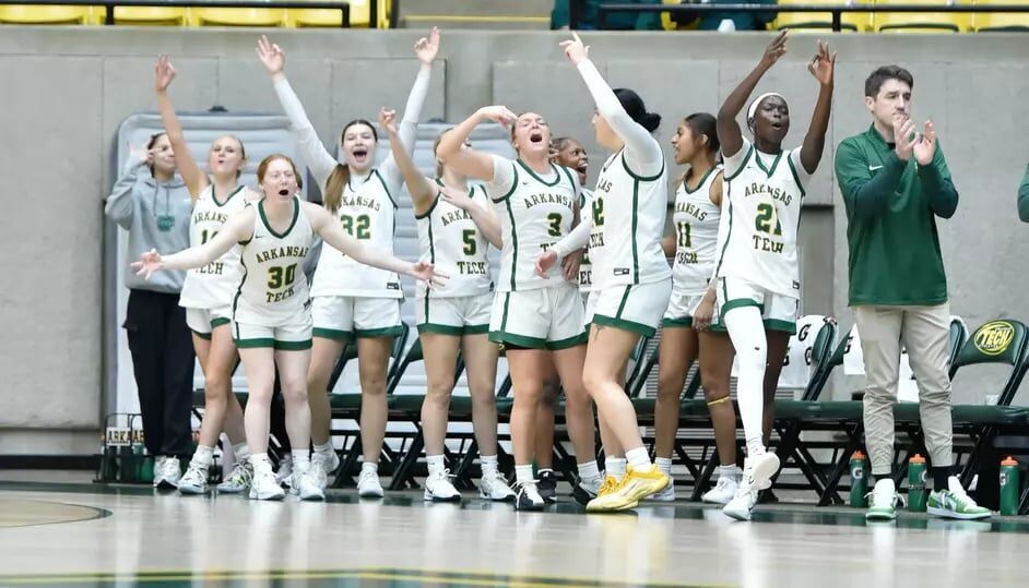 Golden Suns knock down double-digit three-pointers in 92-84 win at ...