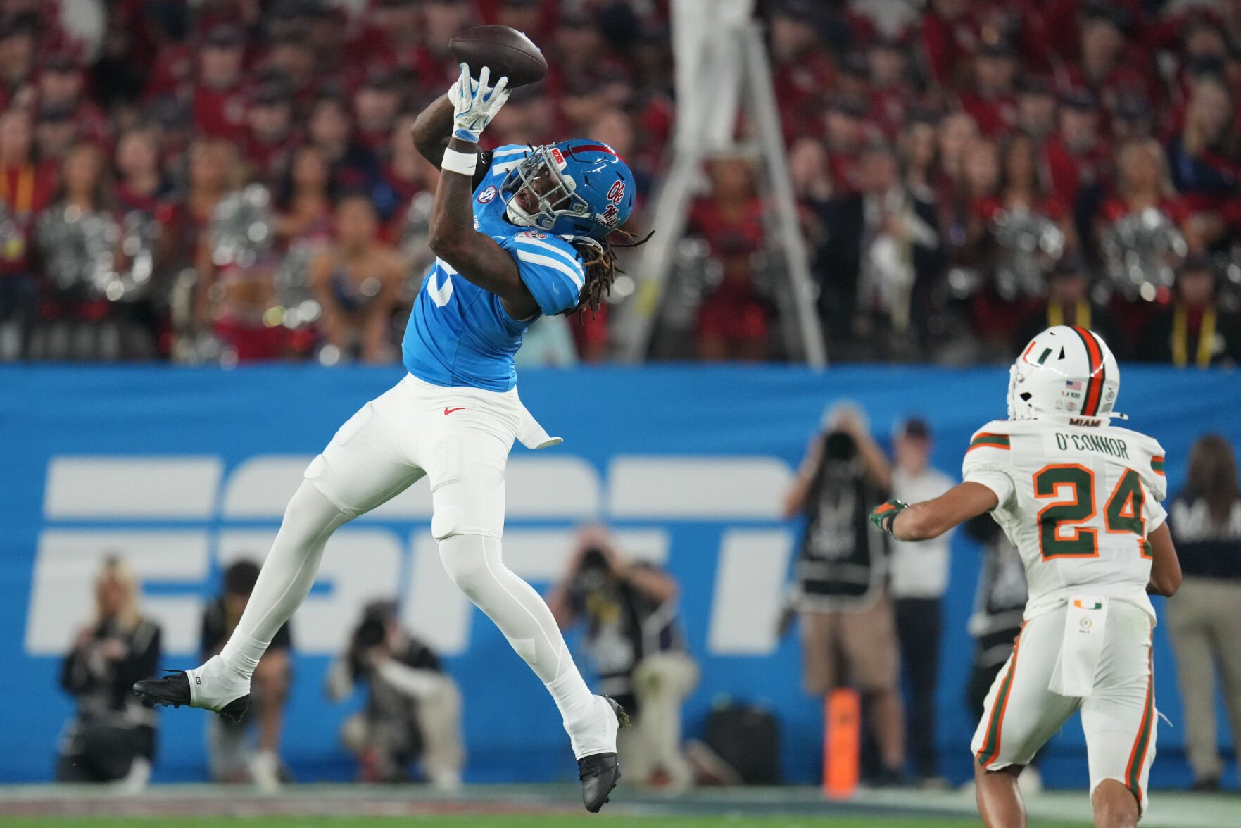 CFP Fiesta Bowl Football | Sports | couriernews.com