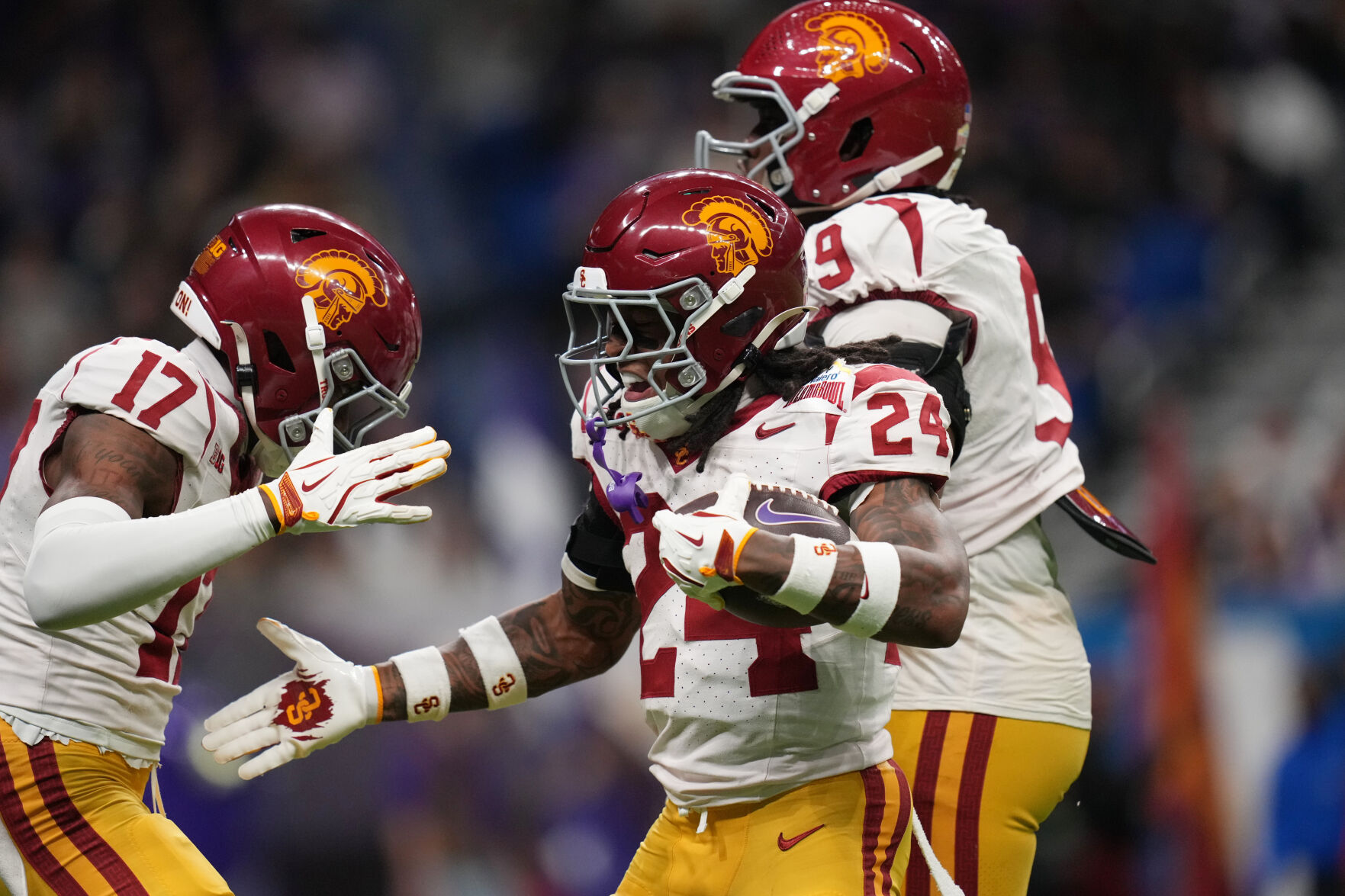 Alamo Bowl Football | Sports | couriernews.com