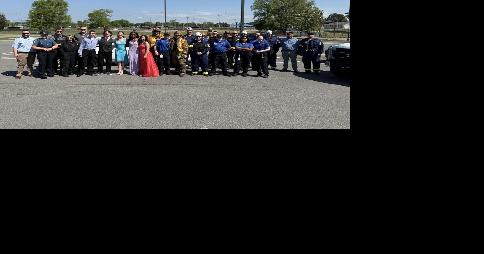 Simulation teaches RHS prom-goers to be safe | News | couriernews.com