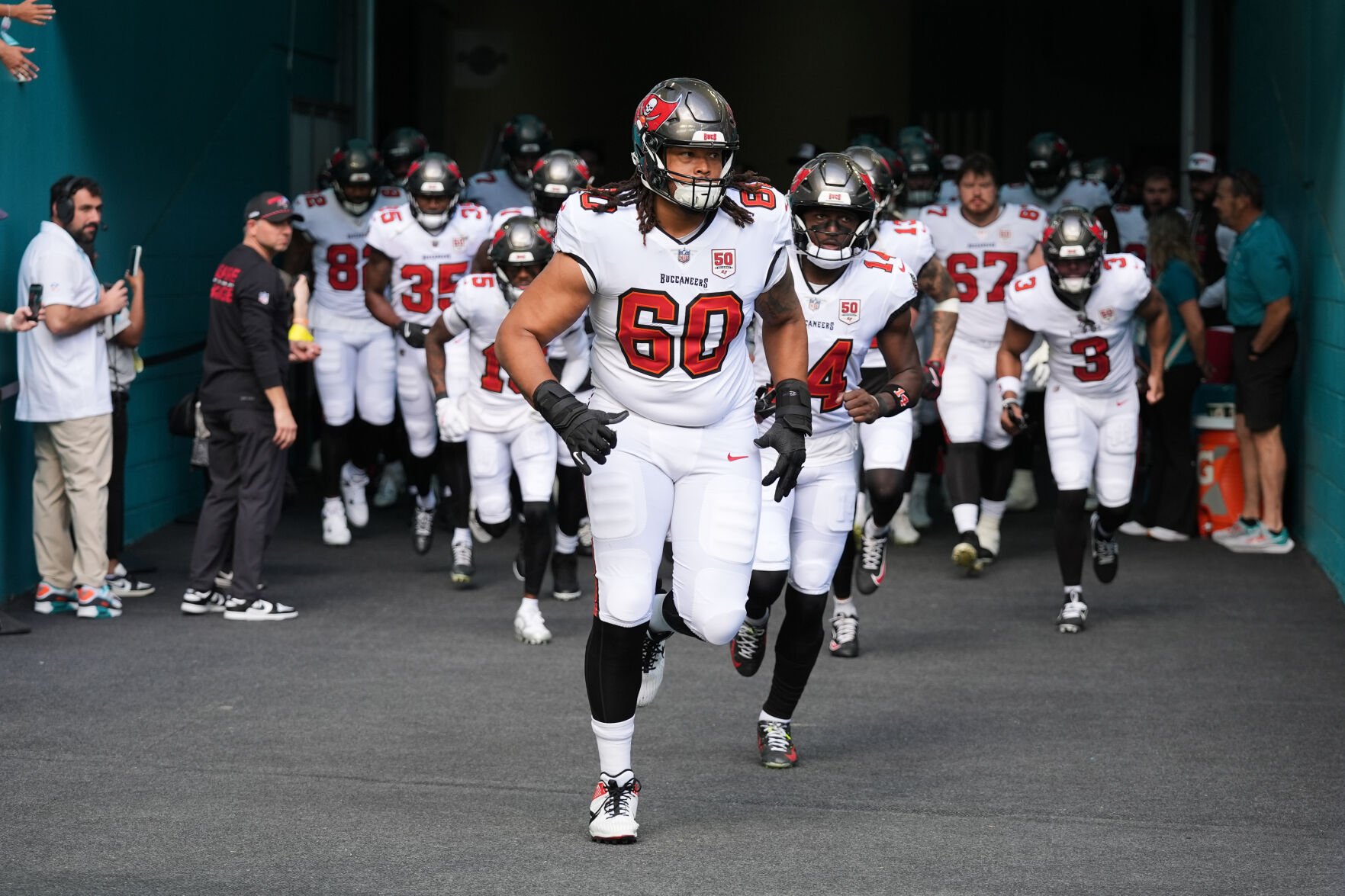 Buccaneers Dolphins Football | Sports | couriernews.com