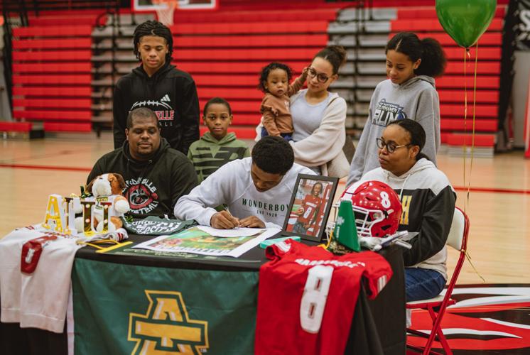 Wonder Boys football signs 57, majority in-state | Sports | couriernews.com