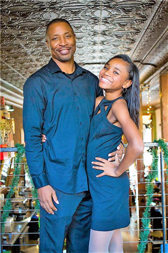 'The Passage' actress Sidney has close ties to Russellville | Local ...