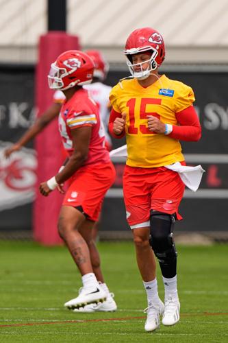 Chiefs Football | Sports | couriernews.com