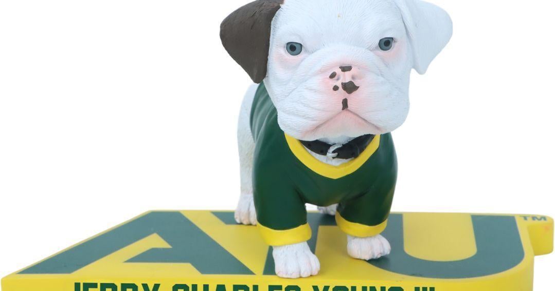 Jerry the Bulldog gets own bobblehead | News | couriernews.com
