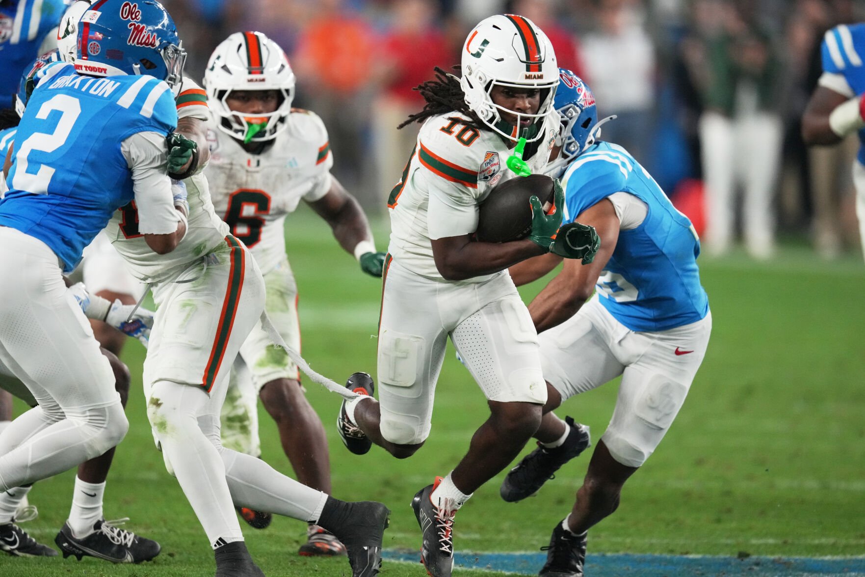 CFP Fiesta Bowl Football | Sports | couriernews.com