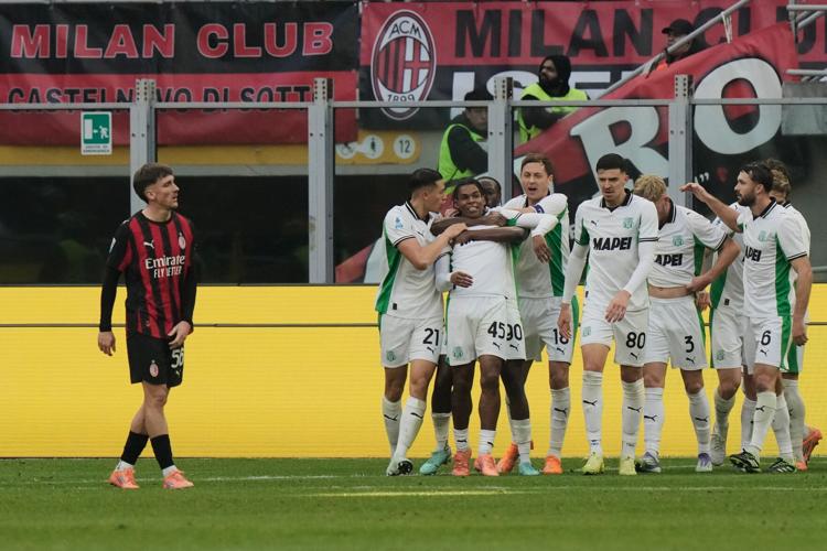 Inter moves top of Serie A after Milan and Napoli drop points | Sports ...