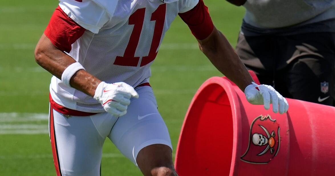 Buccaneers Football | Sports | couriernews.com