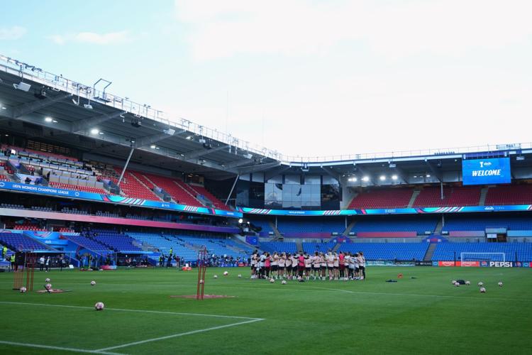 Barcelona routs storied rival OL Lyonnes in Women's Champions League ...