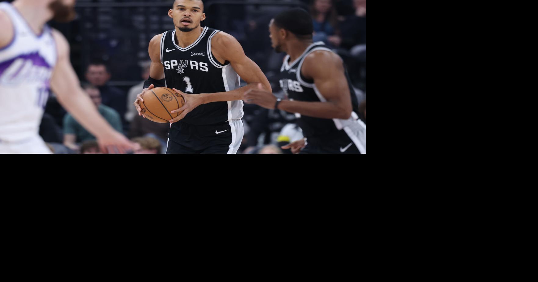 Spurs Jazz Basketball | Sports | couriernews.com