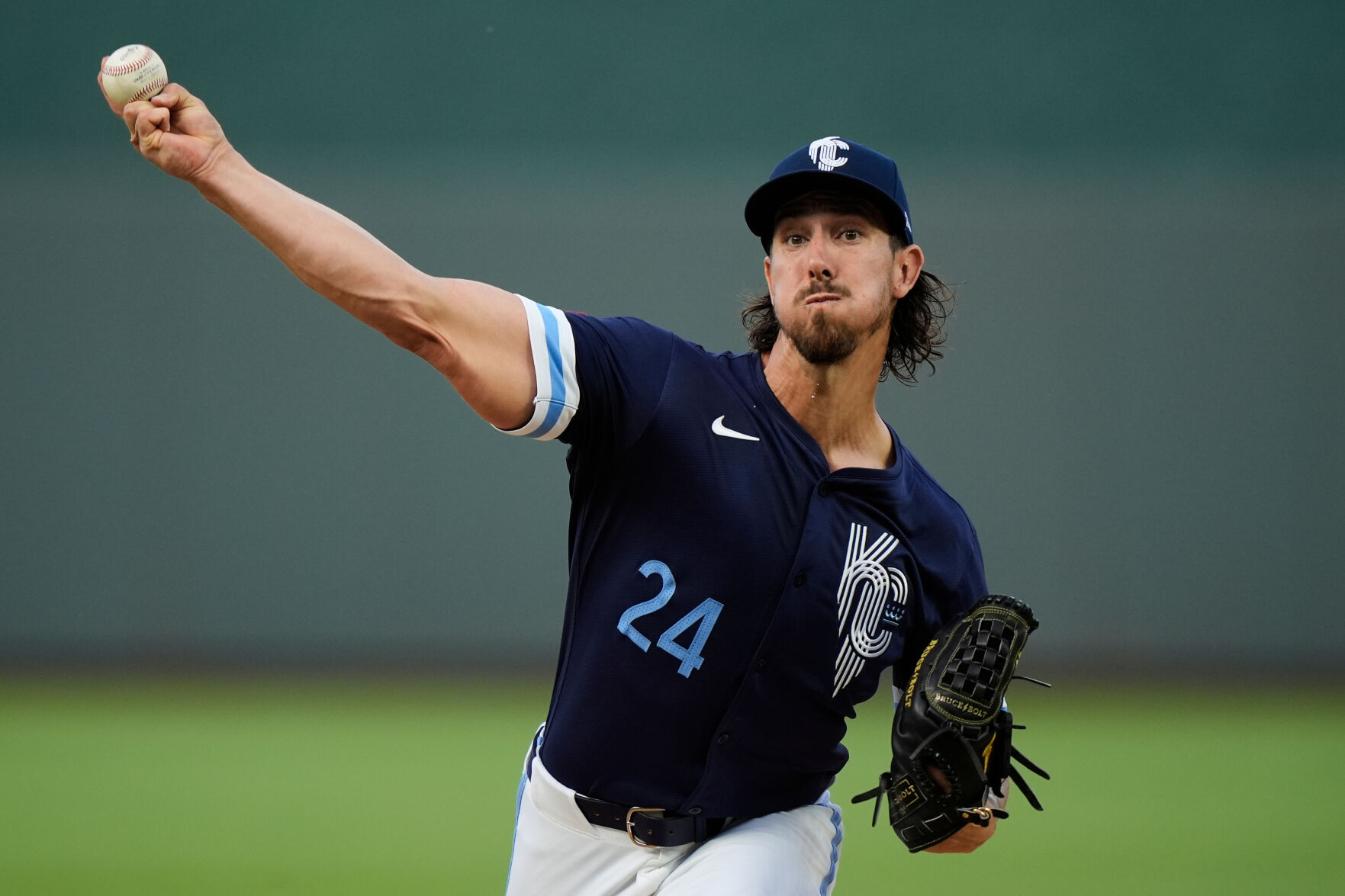 Right-hander Michael Lorenzen and the Colorado Rockies finalize $8 ...