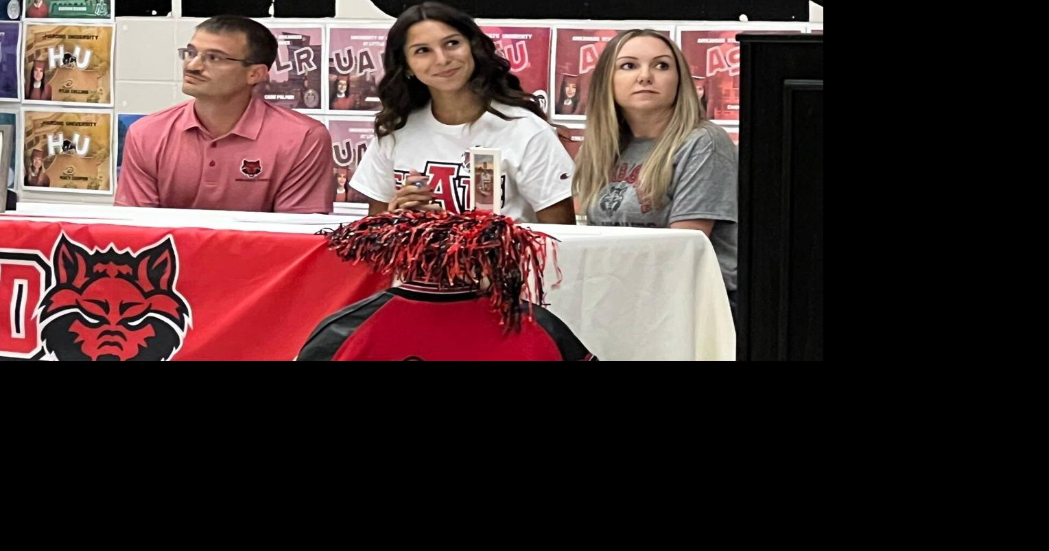 Lara signs to compete at next level | Sports | couriernews.com