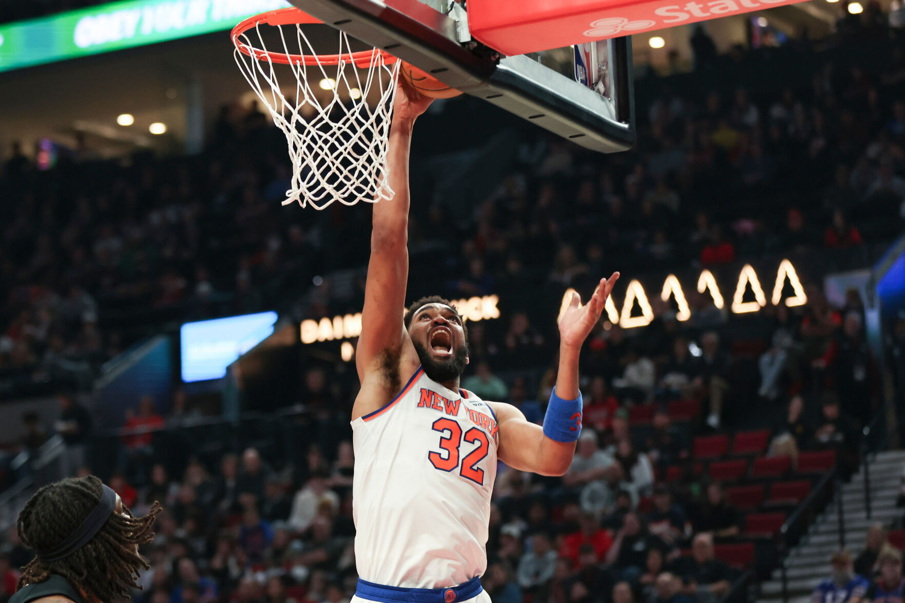 Knicks Trail Blazers Basketball | Sports | couriernews.com
