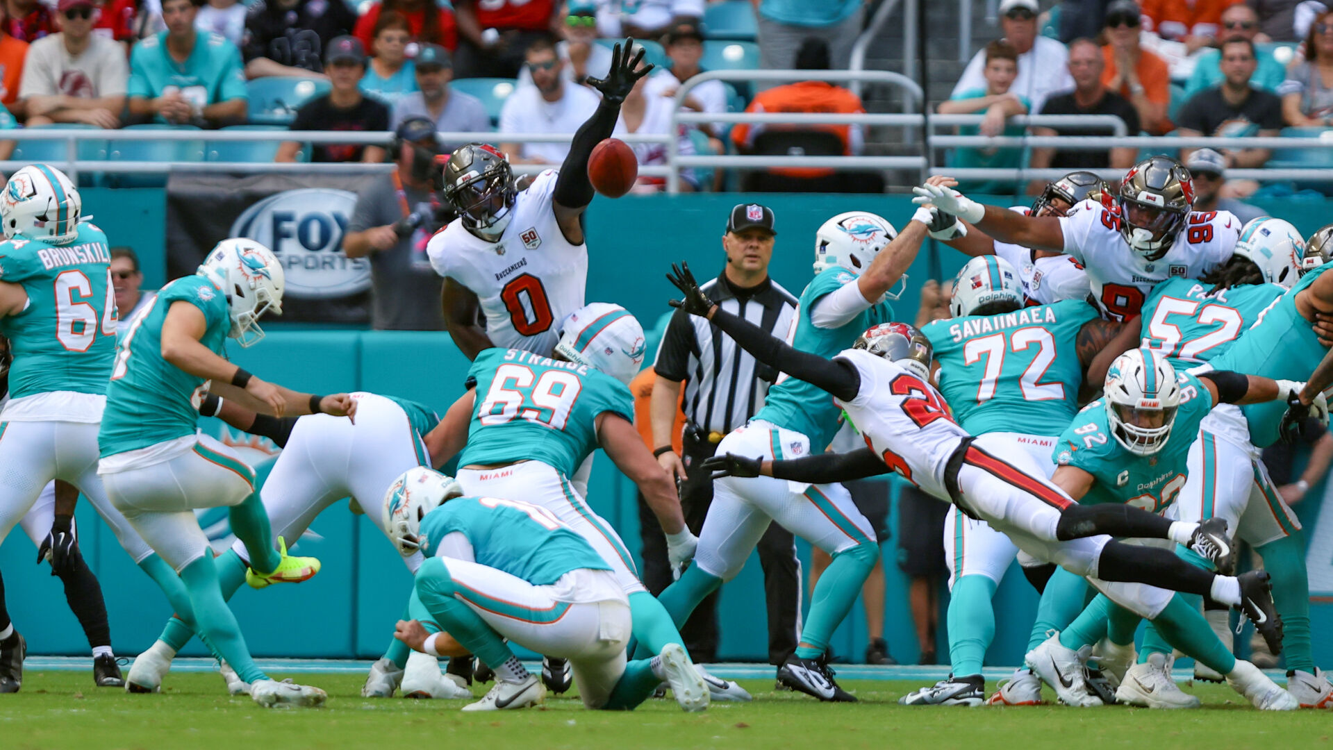 Buccaneers Dolphins Football | Sports | couriernews.com
