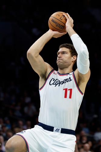 Clippers Hornets Basketball | Sports | couriernews.com
