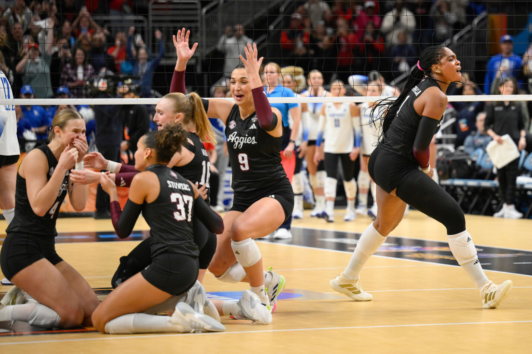 NCAA Championship Volleyball | Sports | couriernews.com