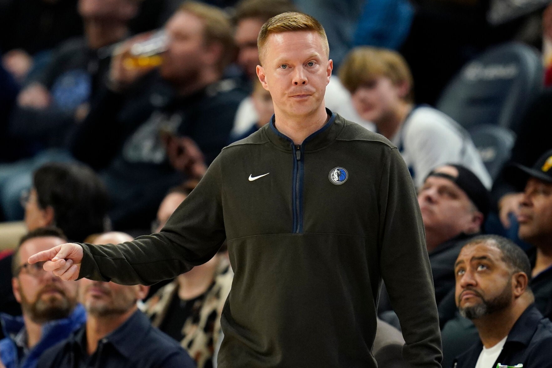 Spurs Sweeney Basketball | Sports | couriernews.com