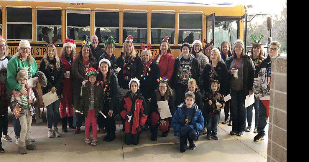 Bus Caroling | News | couriernews.com