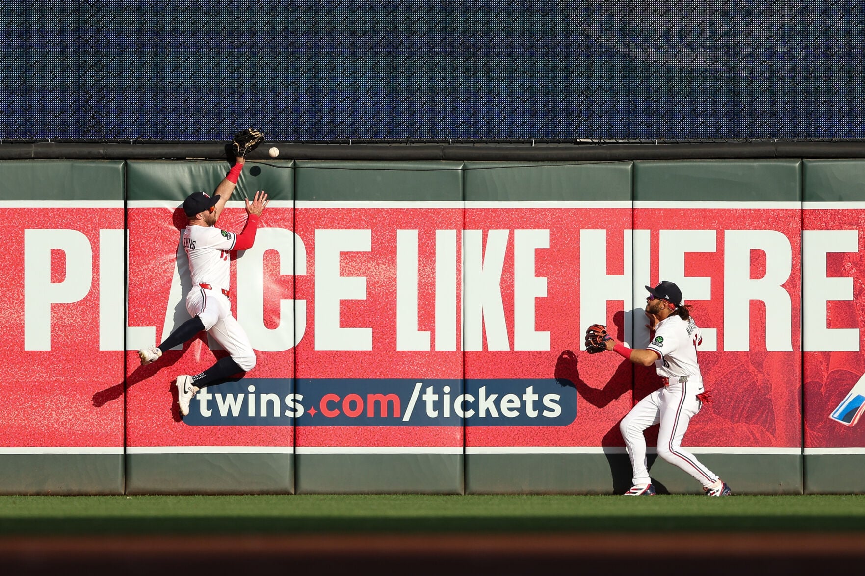 White Sox Twins Baseball | Sports | couriernews.com