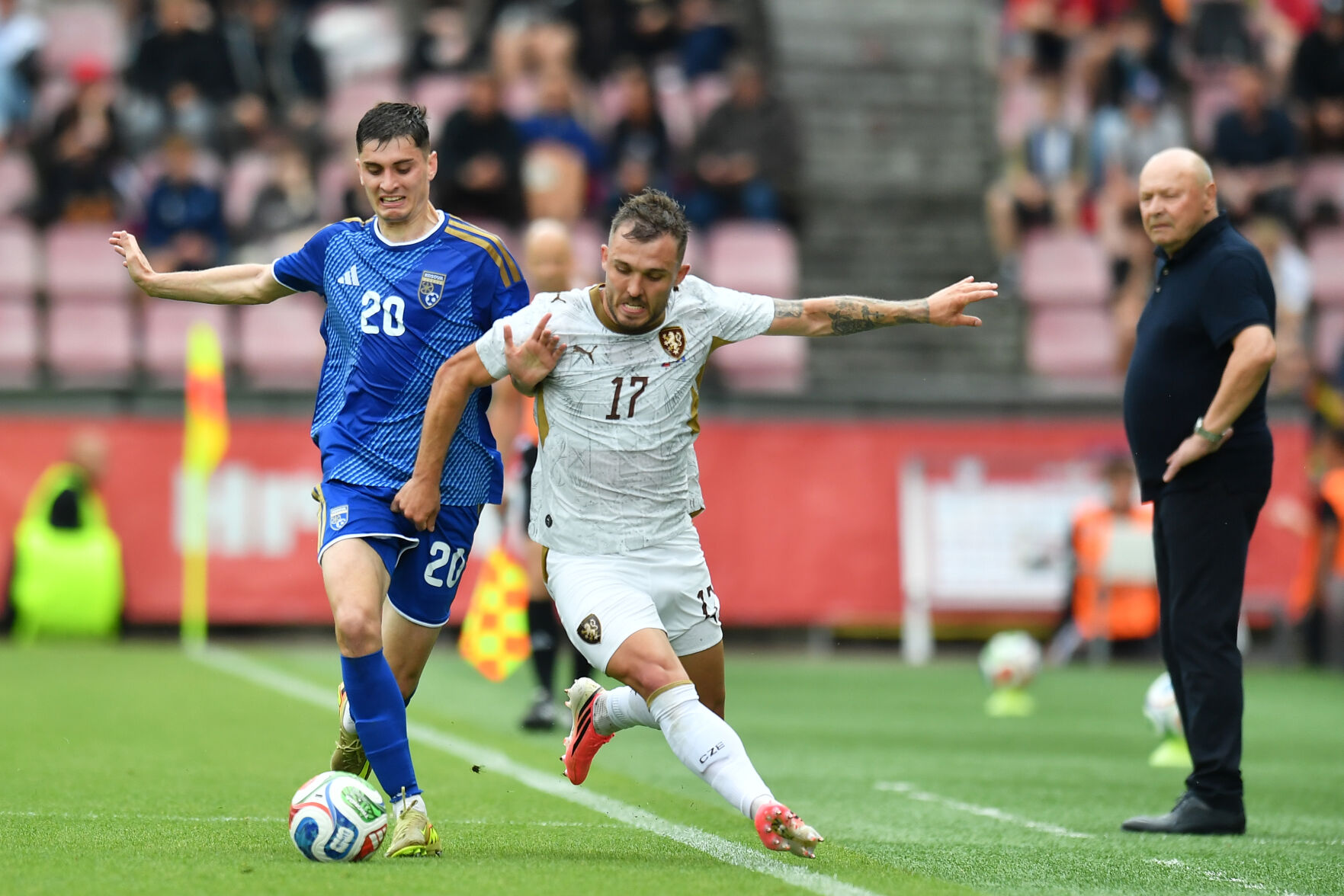 Czech Republic Kosovo Soccer | Sports | couriernews.com