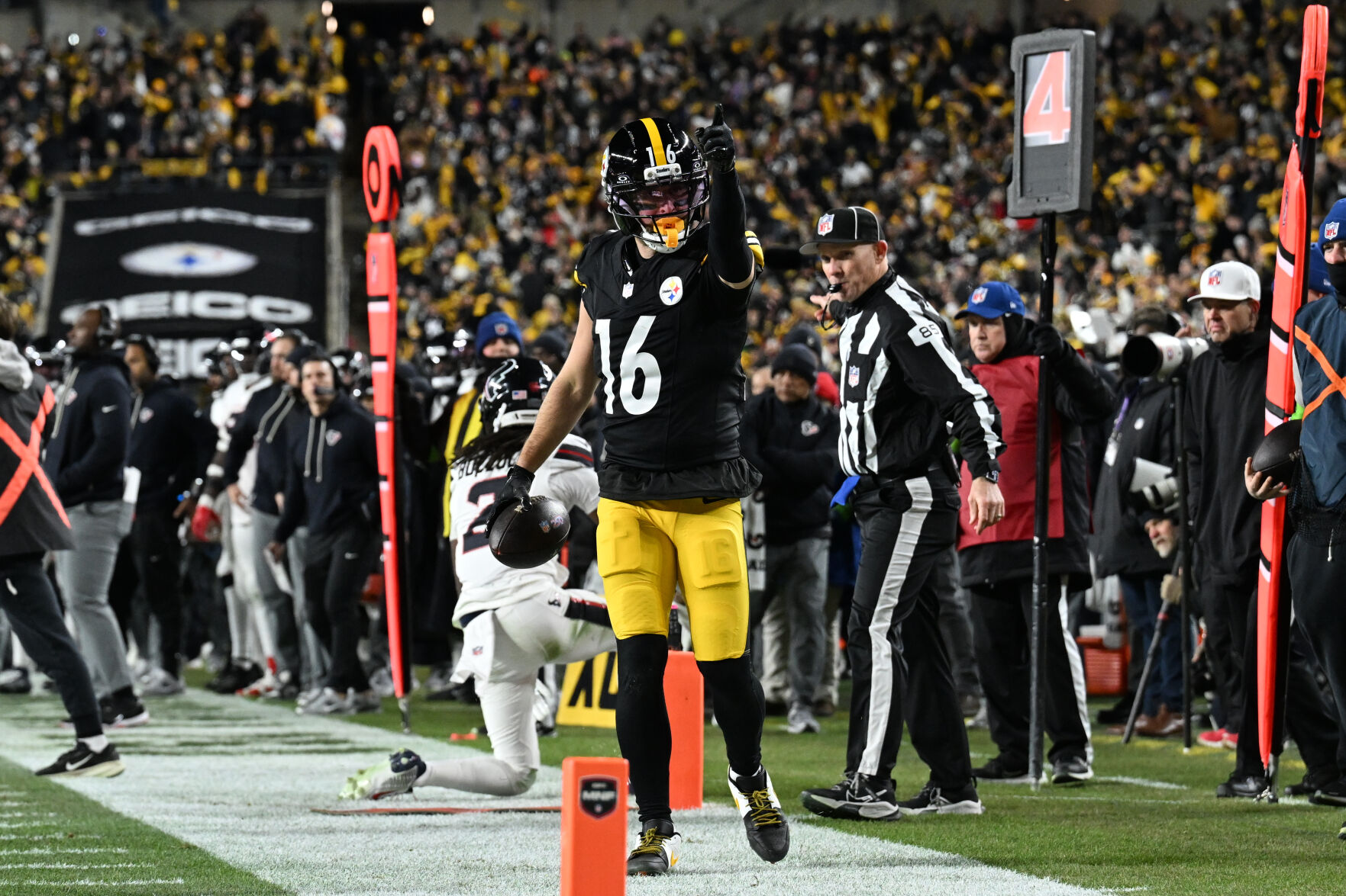 Texans Steelers Football | Sports | couriernews.com