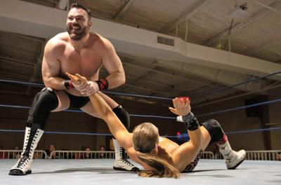 Local wrestler Matt Riviera to face WWE Hall of Famer | Sports ...