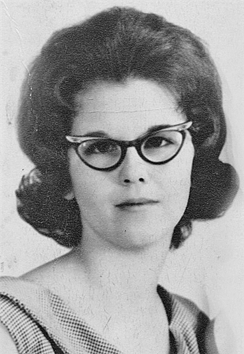 Obituary: Libby Harris | News | couriernews.com