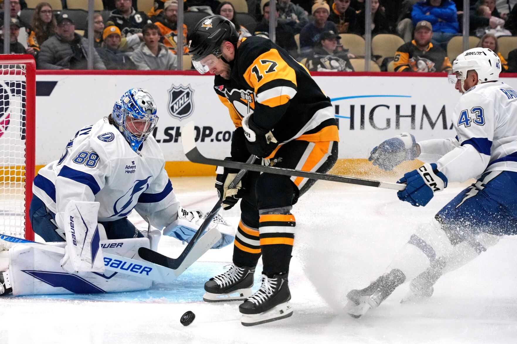 Lightning Penguins Hockey | Sports | couriernews.com
