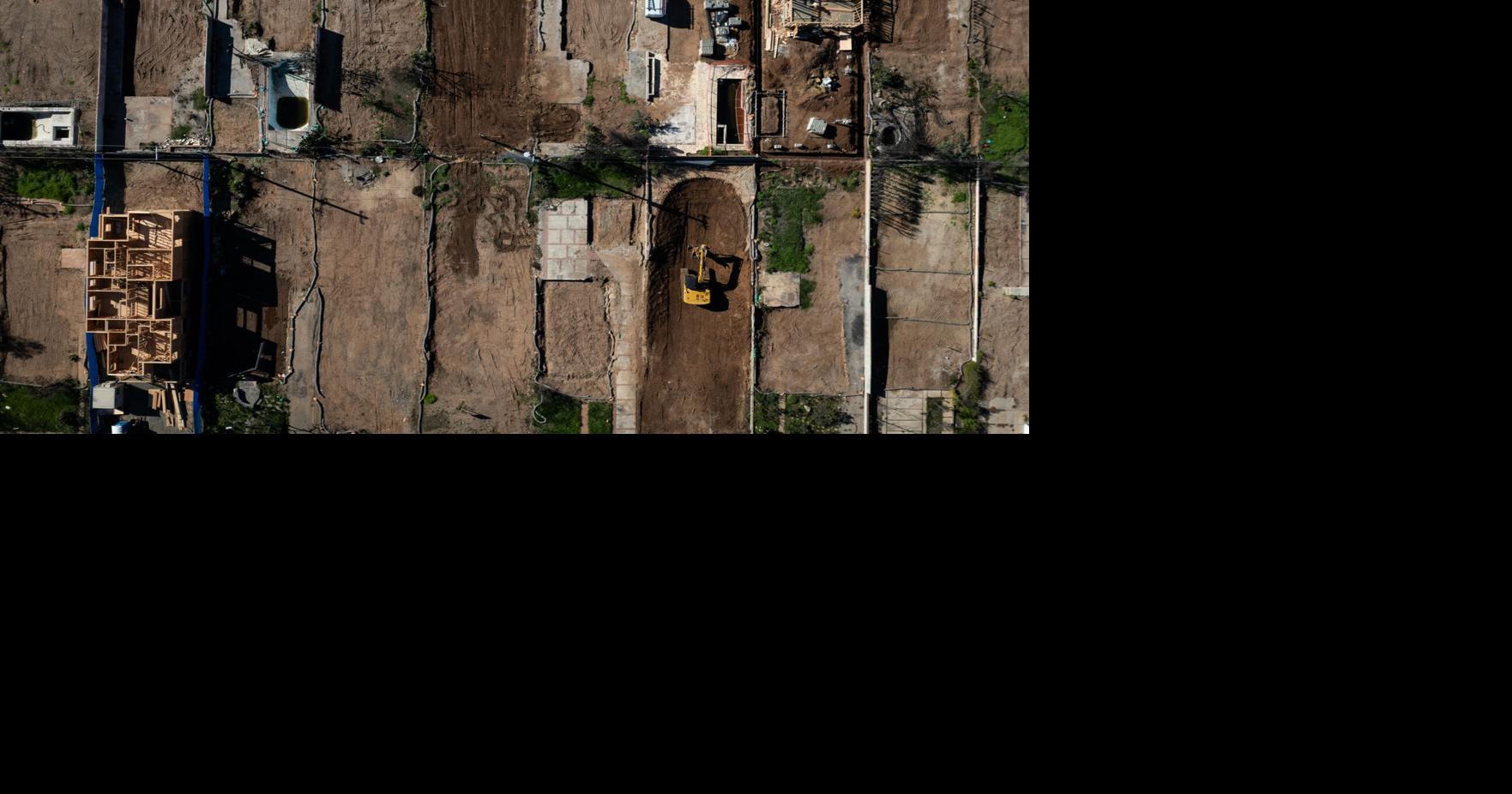 Trump executive order seeks to speed rebuilding of homes destroyed by ...