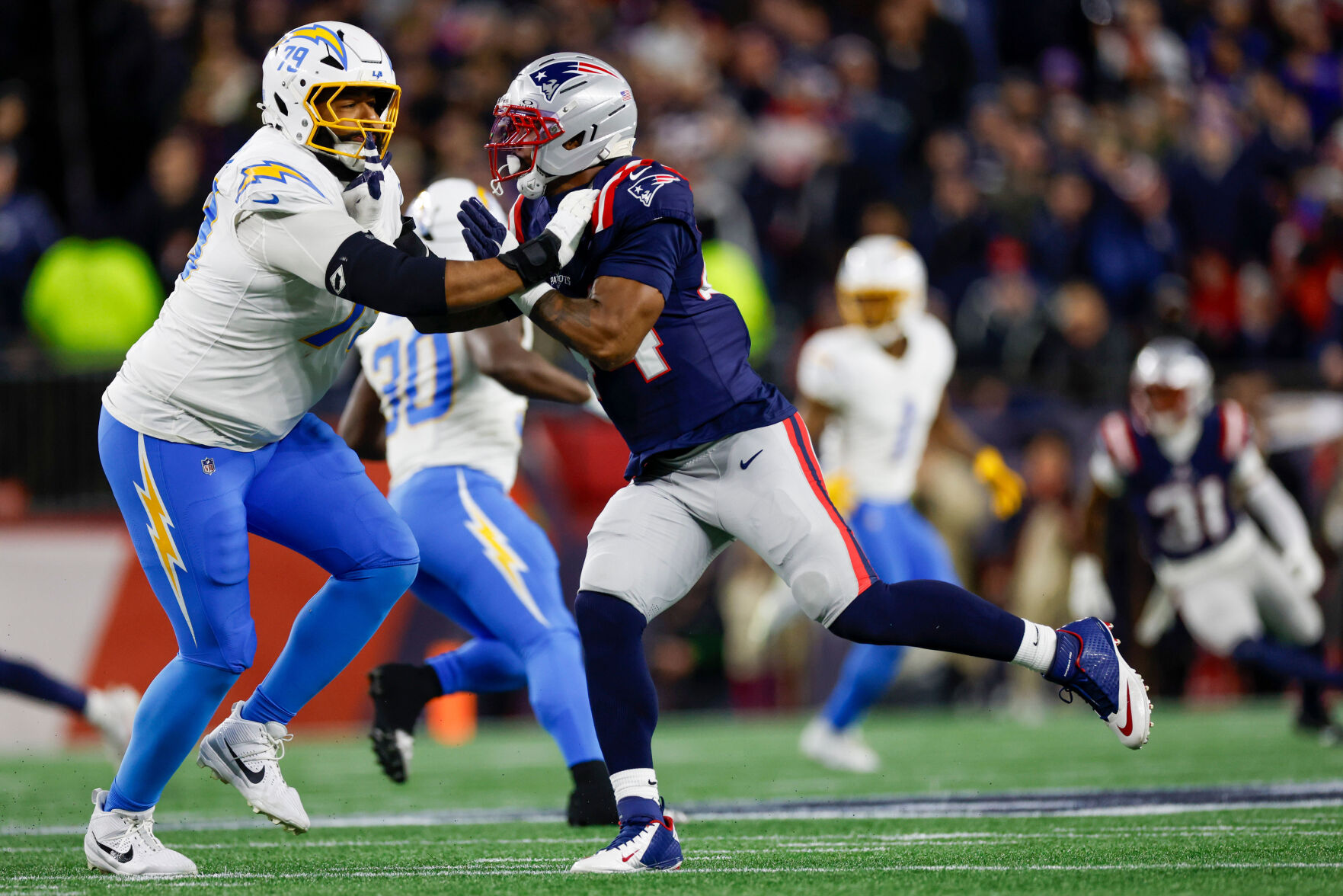 Chargers Patriots Football | Sports | couriernews.com