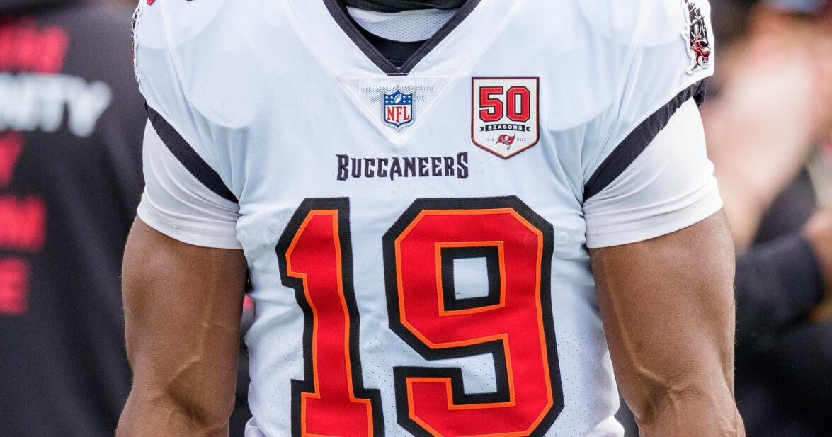 Buccaneers Panthers Football | Sports | couriernews.com