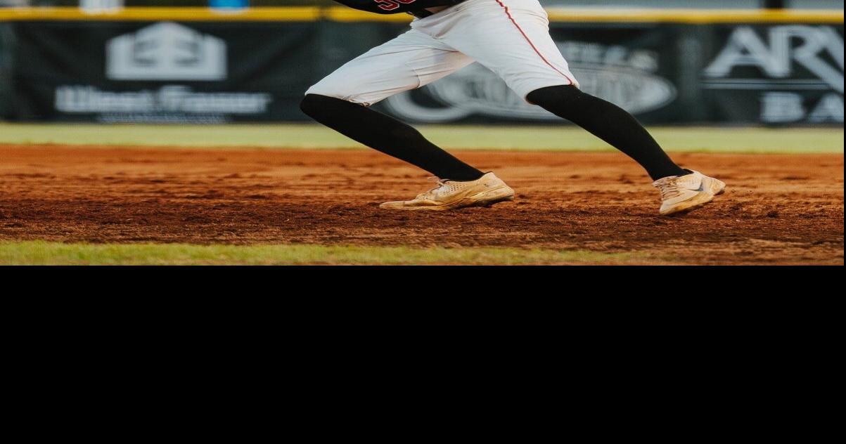 Cyclones sweep Airedales in DH | Sports | couriernews.com