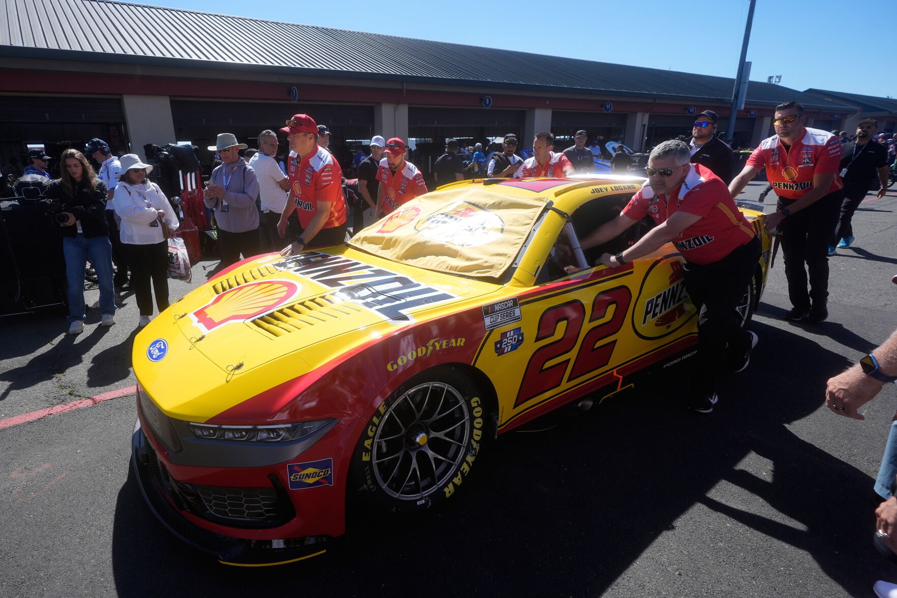 NASCAR Sonoma Auto Racing | Sports | couriernews.com