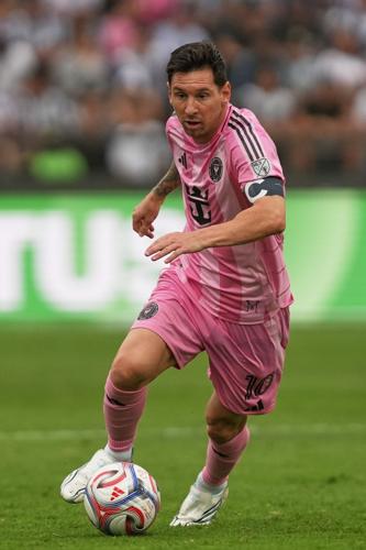 Peru Soccer Friendly' | Sports | couriernews.com