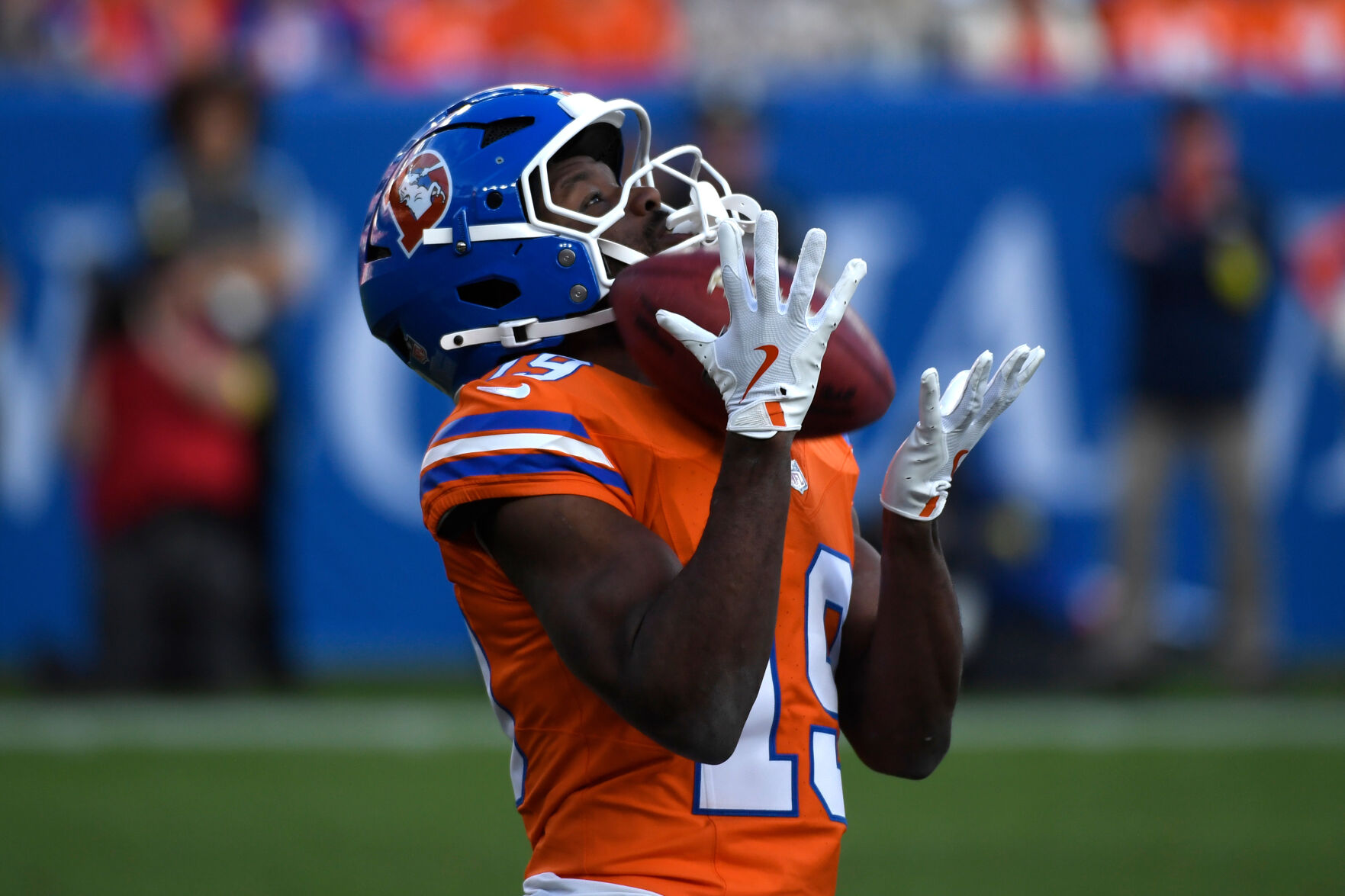 Chargers Broncos Football | Sports | couriernews.com