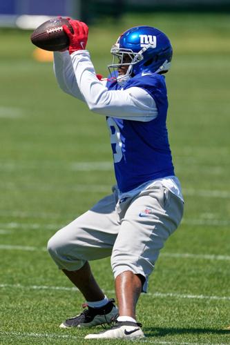 CORRECTION Giants Football | Sports | couriernews.com