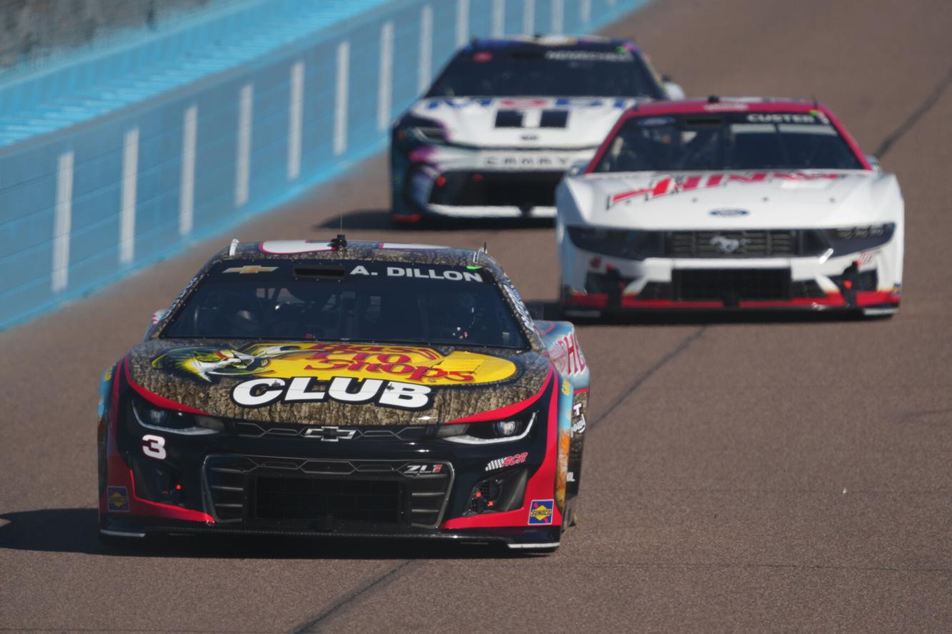 NASCAR Phoenix Auto Racing | Sports | couriernews.com