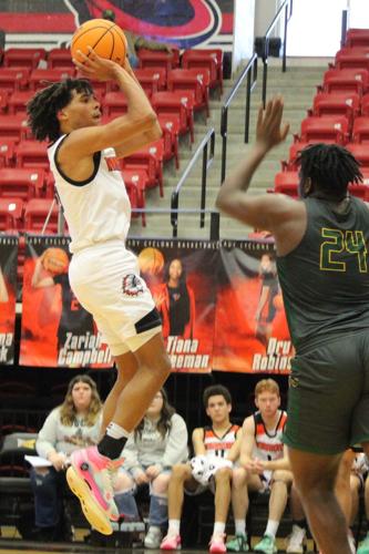 Warriors unable to match Mills in first round | Sports | couriernews.com