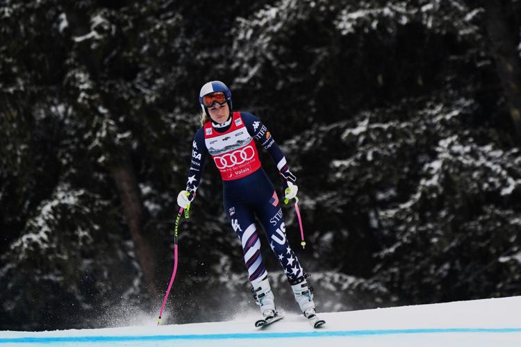Lindsey Vonn crashes in final downhill race before Milan Cortina ...