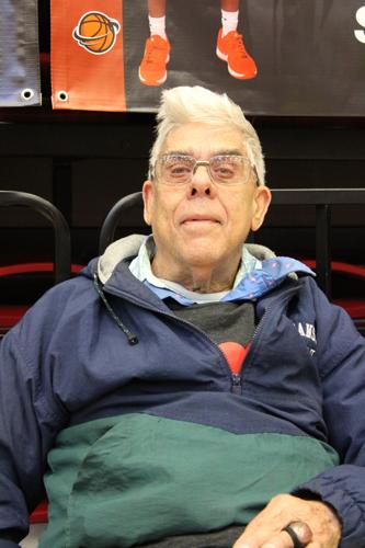 Snapshots from Hoops 4 Hunger | Sports | couriernews.com