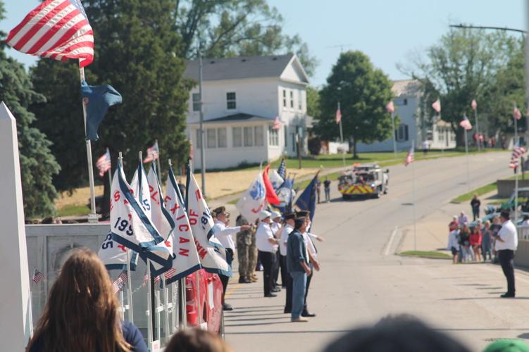 Cascade honors heroes for holiday | News | cpioneer.com