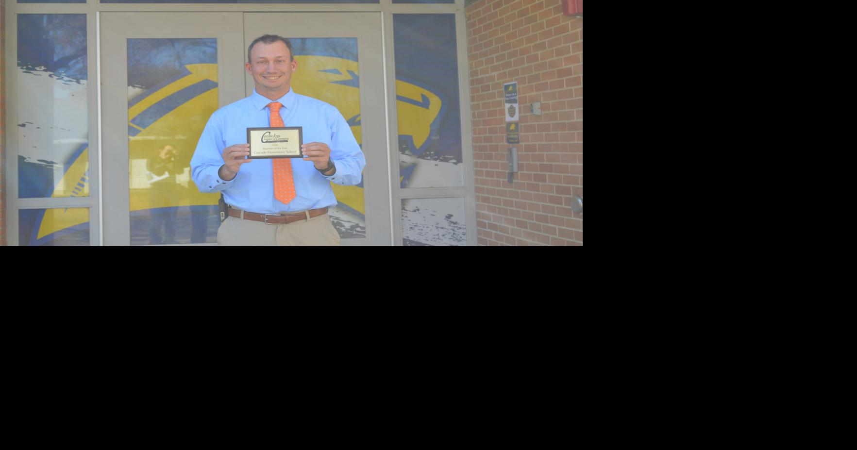 Cascade Elementary wins business of the year award | News | cpioneer.com
