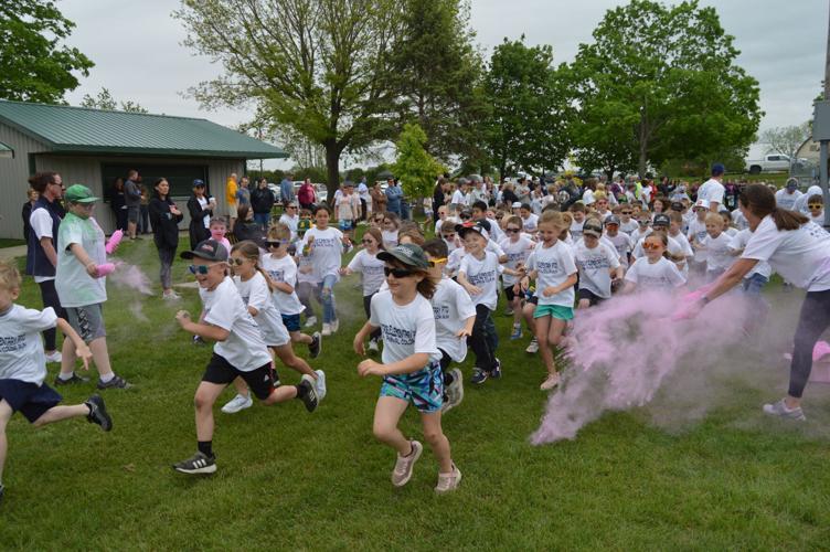Cascade Elementary School holds annual Color Run fundraiser | News ...