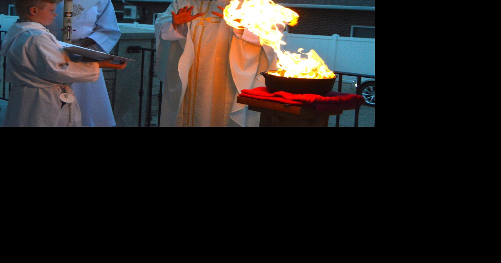 Easter begins with the blessing of fire | News | cpioneer.com