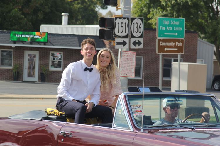 CHS hosts homecoming parade | News | cpioneer.com