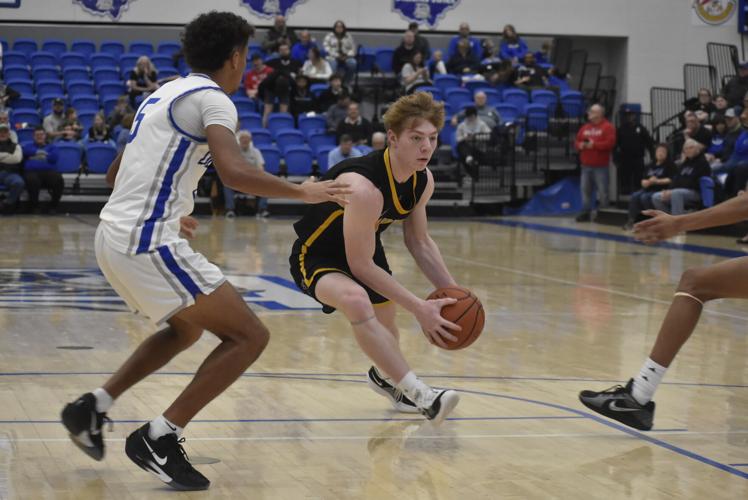 Saturday boys basketball: Ligon's second half leads DHS over Fairview ...