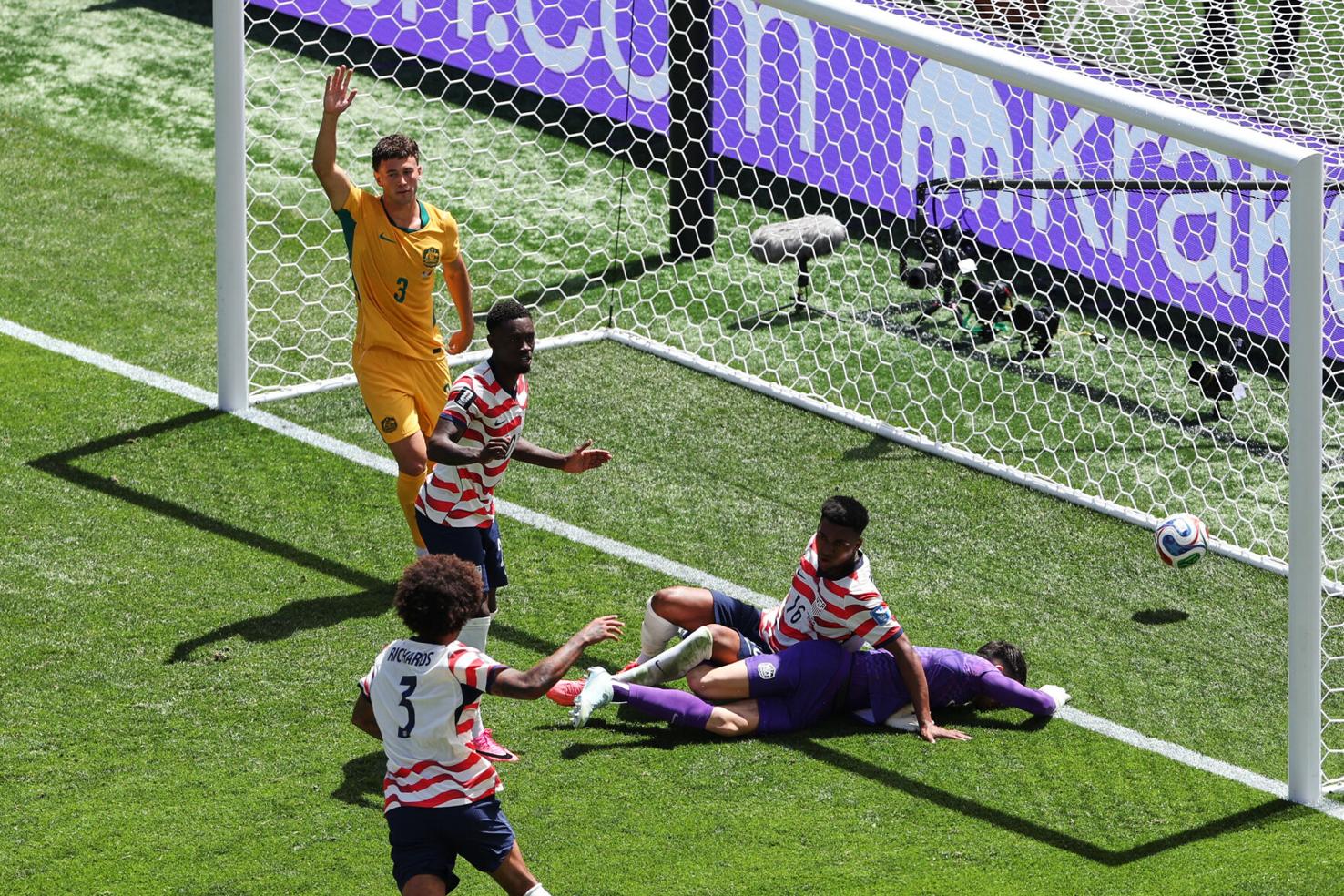 Australia US WCup Soccer | Sports Wire | crescent-news.com