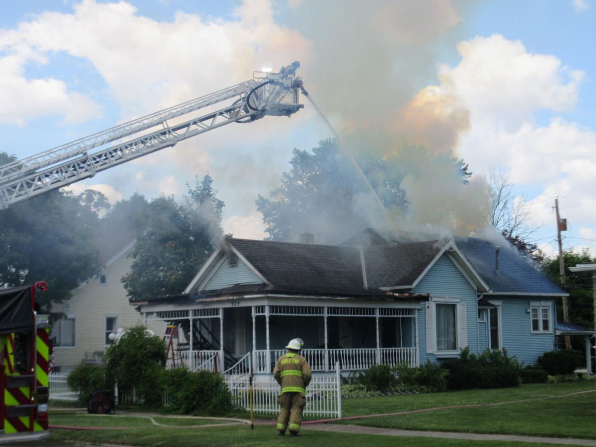 Tuesday morning fire damages home on Defiance's Wayne Avenue | Local ...