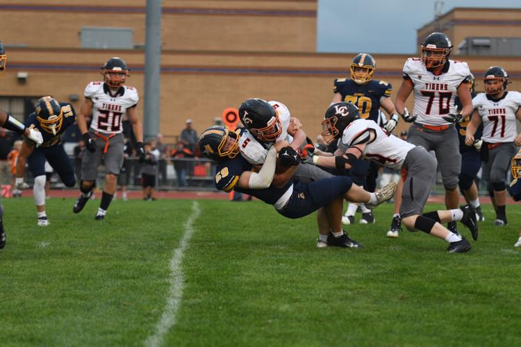 Friday football: Opportunistic LC gets crucial league win, downs ...