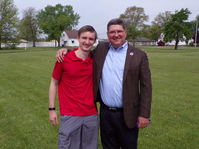 Defiance community cuts ribbon on new disc golf course | Local News ...